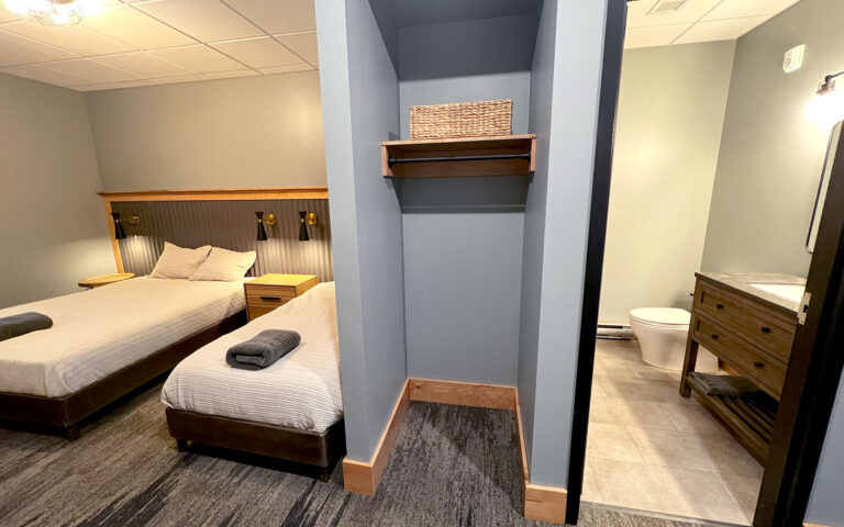 Blueberry Inn | Churchill, Manitoba